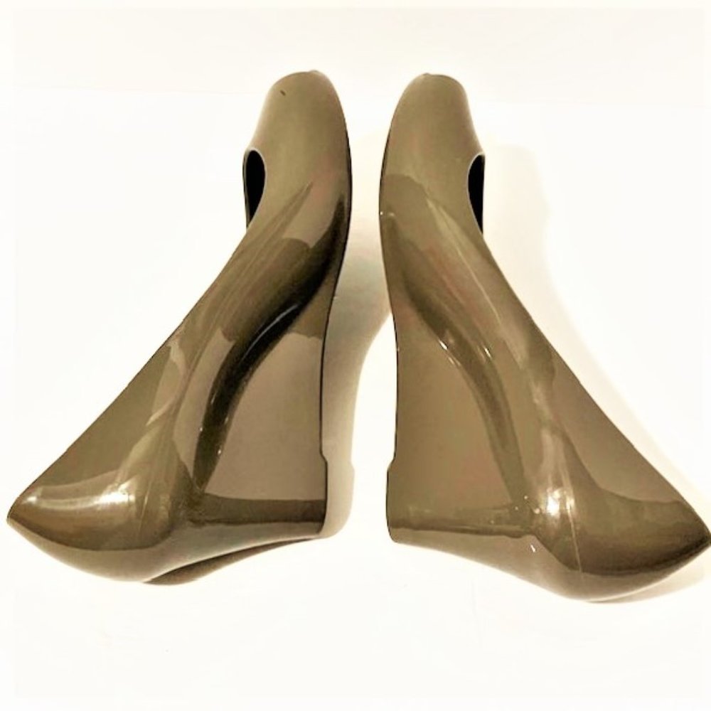 Oka B Taupe Solid Rubber Wedge Heels - Gem